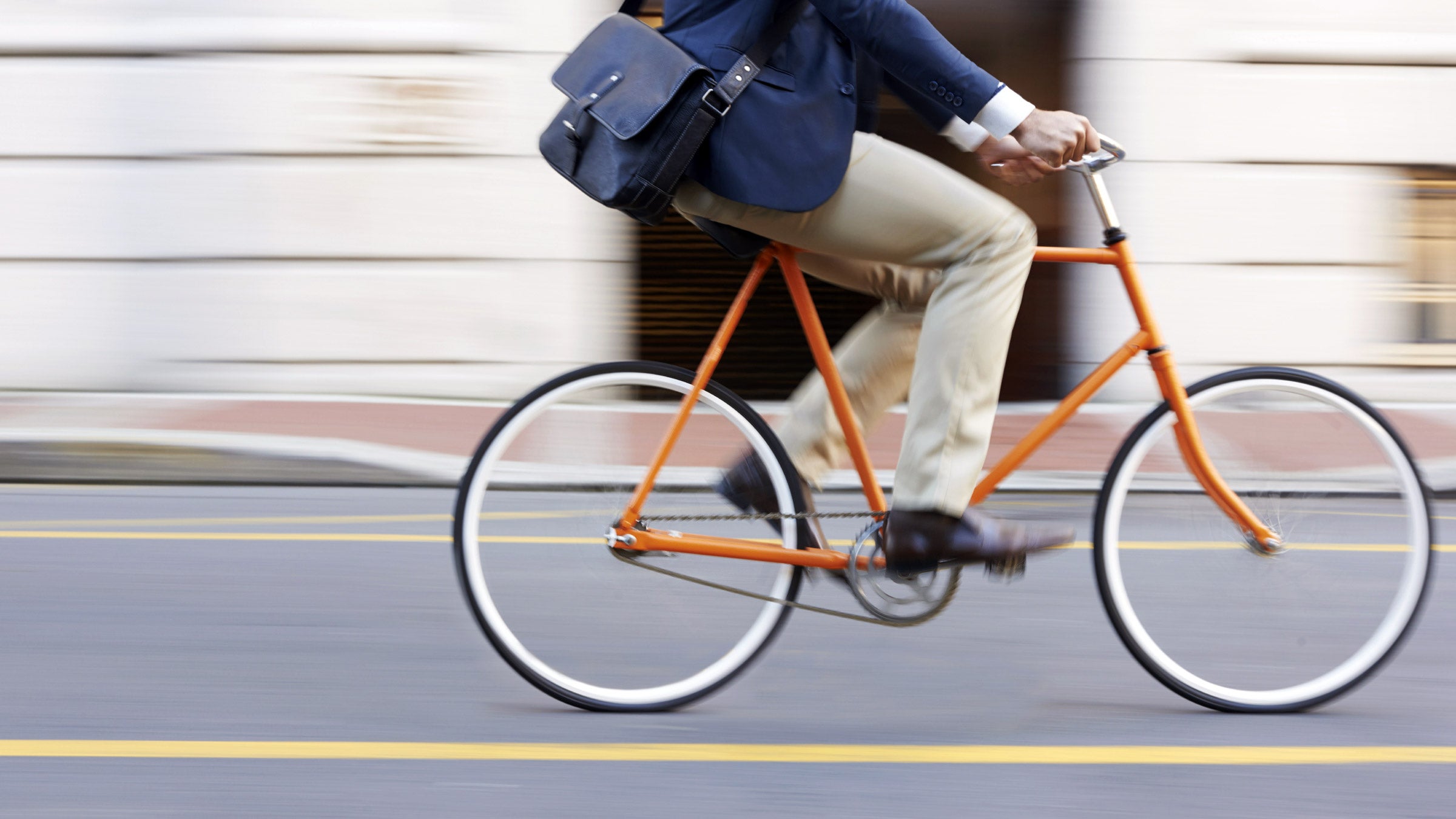 New Bike Laws Might Make It Legal to Roll Through Stop Signs