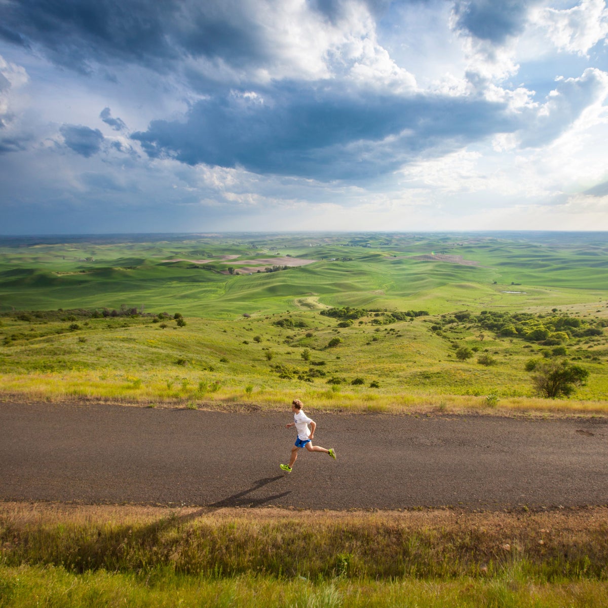 The Definitive Running Resource - Outside Online