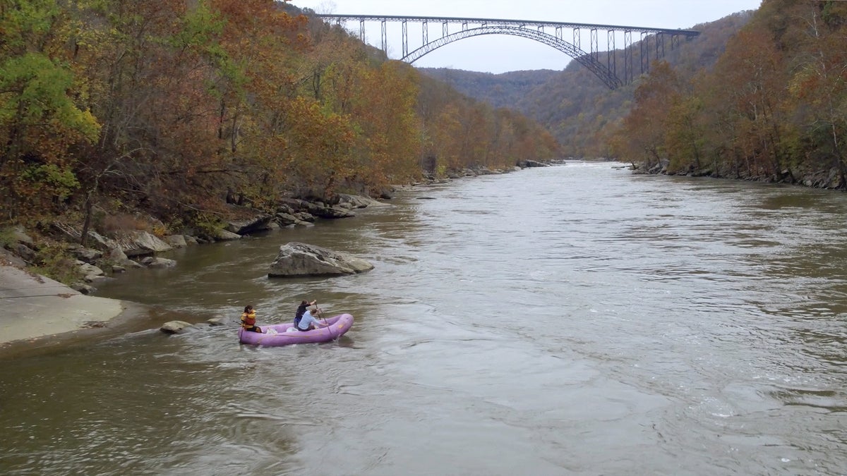 What It's Like to Guide on the New River - Outside Online