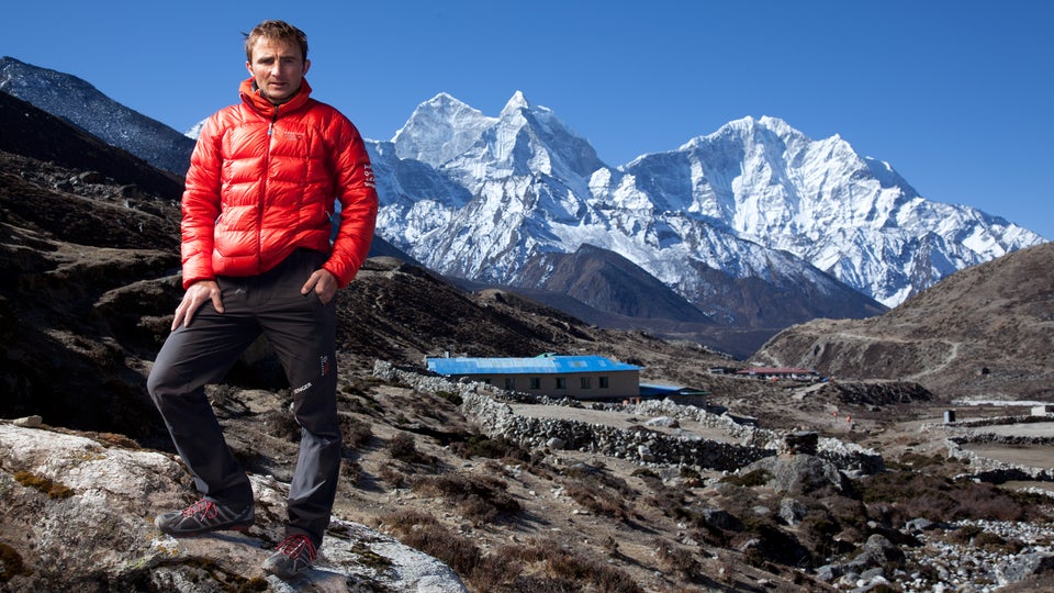 Ueli Steck Dies in Fall Near Everest