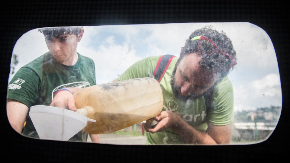 3 Wheels and 7 Horsepower in Mad Rickshaw Race Across India - Outside ...