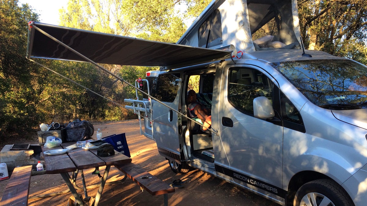 Recon Camper Nissan NV200