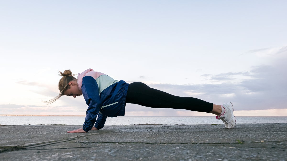 The 15-Minute Bodyweight Workout You Can Do Anywhere