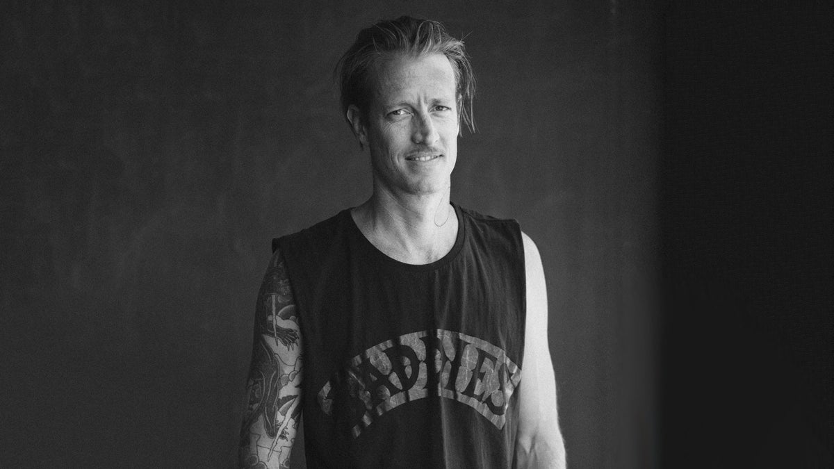 "Cocaine and Surfing" Is the Funniest Surfing Book Ever