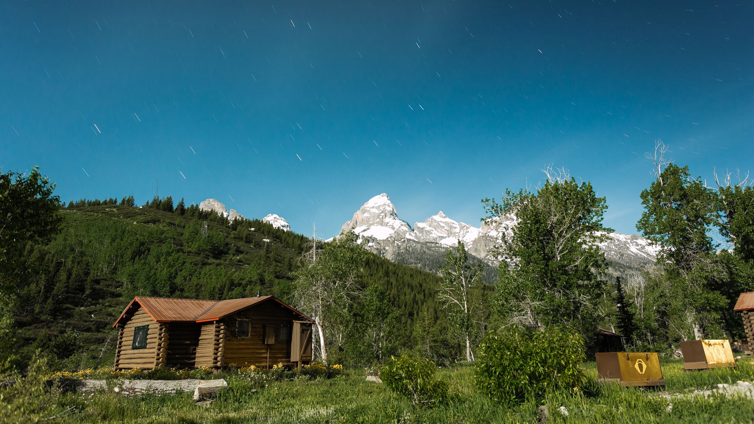 6 Outdoor Clubs Worth the Membership Fees