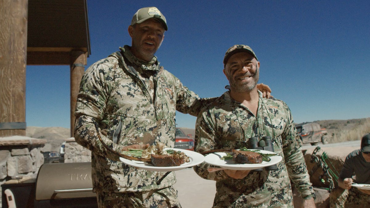 Reverse-Searing an Elk with Joe Rogan - Outside Online