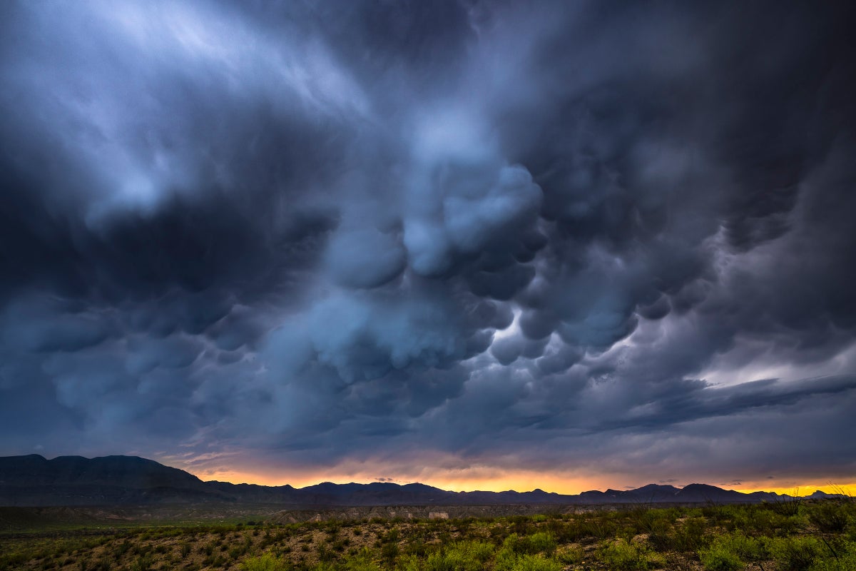 The Dangerous and Beautiful Storms of the Midwest - Outside Online
