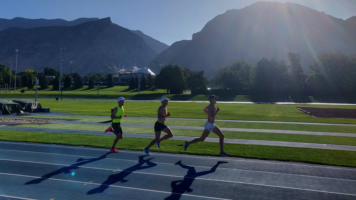 How Connor McMillan Trained To Run an 11-minute PR of 2:12:07 at New York