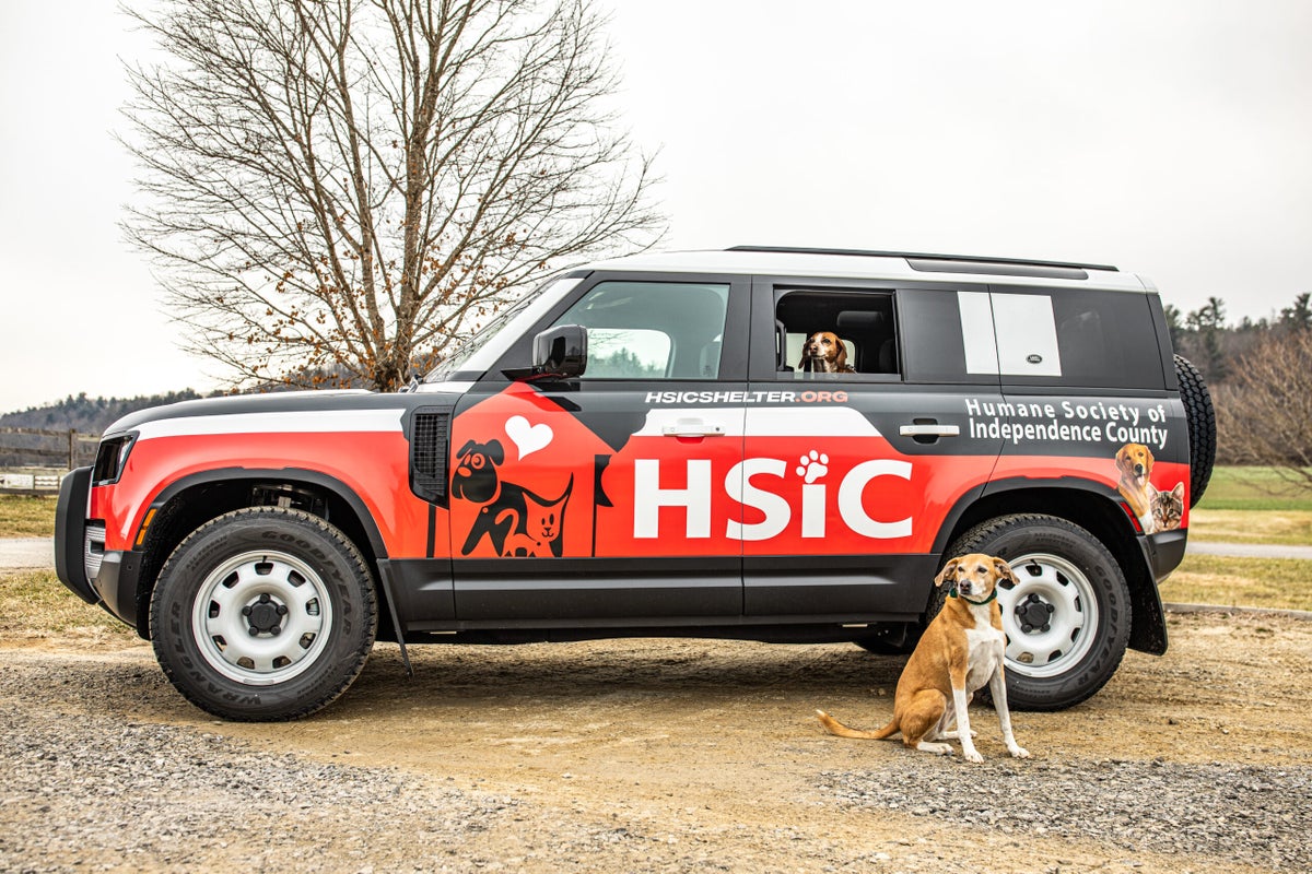 Meet 2021’s Land Rover Defender Service Award Winners - Outside Online