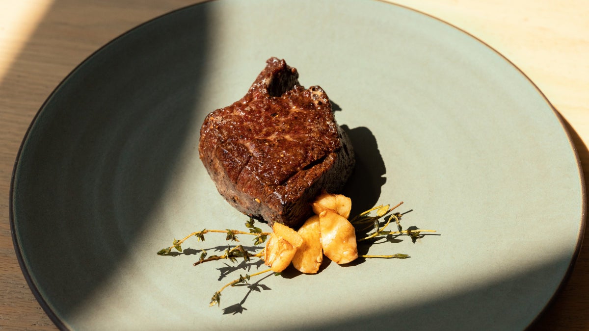 A Vegetarian Runner’s Quest to Become a Meat Eater