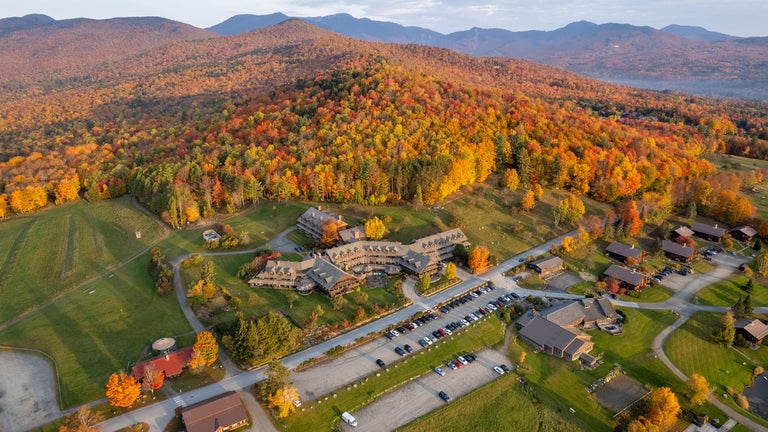 The 9 Best Mountain Towns to See Fall Foliage