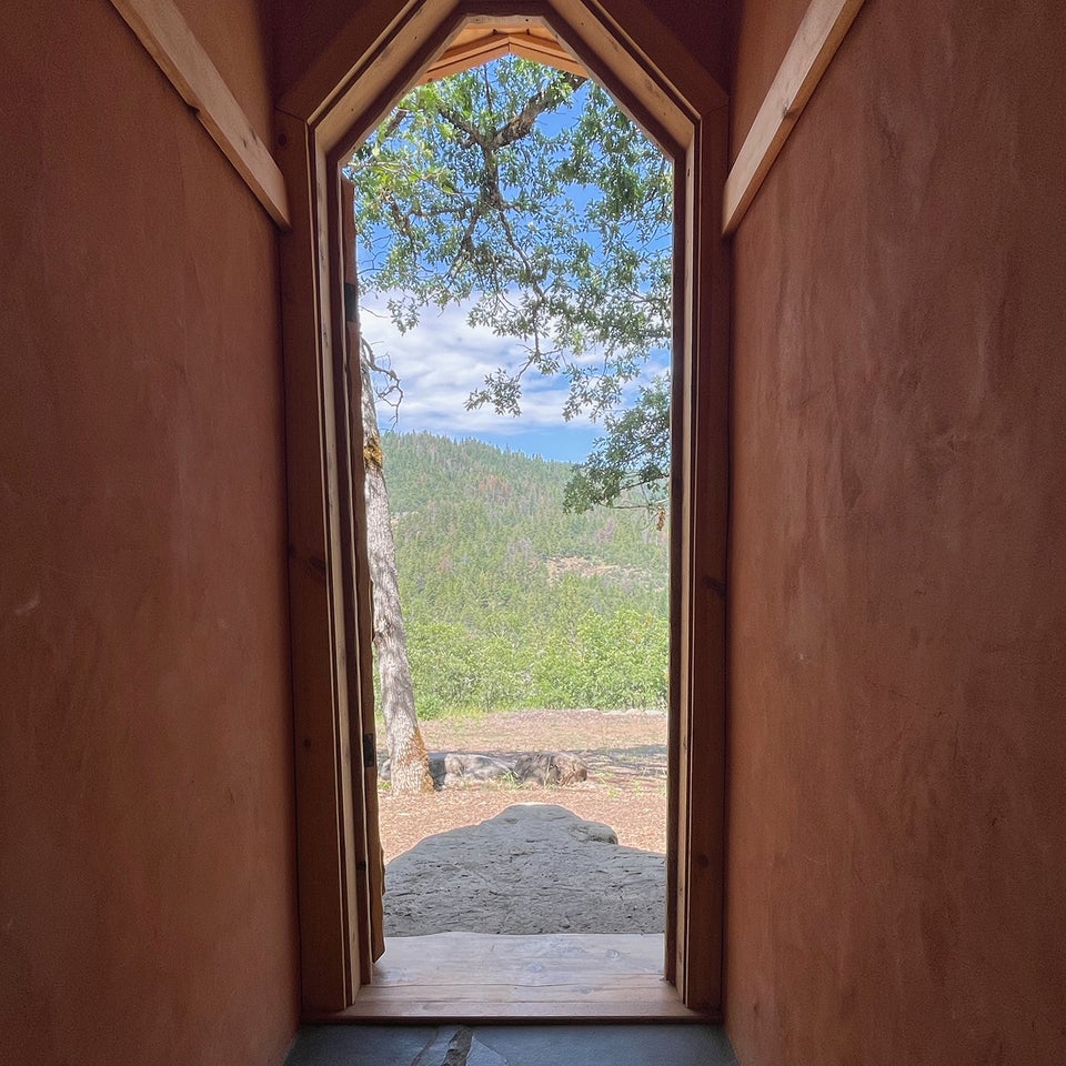 I Went on a Dark-Cave Retreat. Things Got Weird.