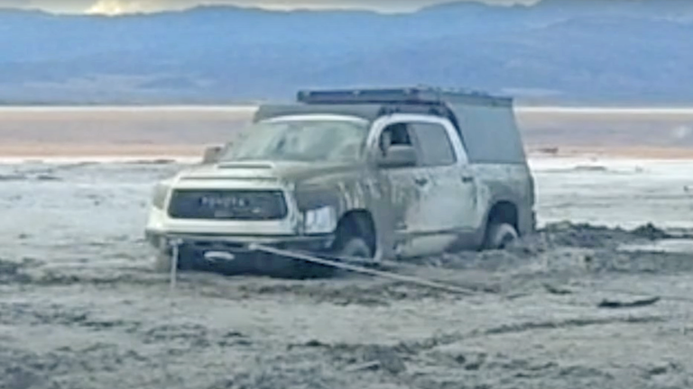 Video Shows A Salt Tram Tower Being Vandalized in Death Valley