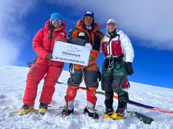 Anna Gutu and Gina Rzucidlo’s Deadly Race on Shishapangma