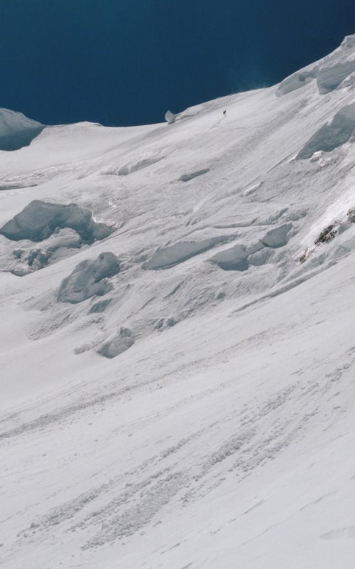 Anna Gutu and Gina Rzucidlo’s Deadly Race on Shishapangma