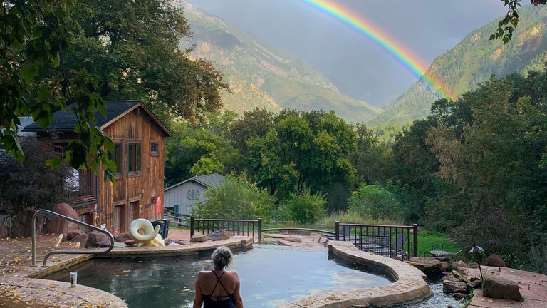 11 Most Beautiful Hot-Springs Resorts in the U.S.