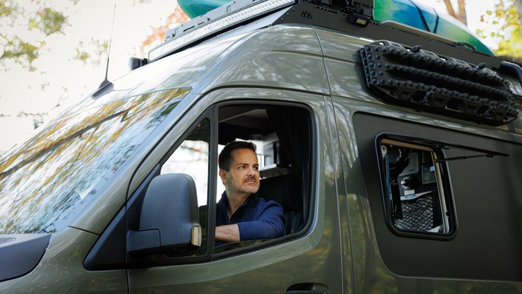 The Ultimate View - Outside Online