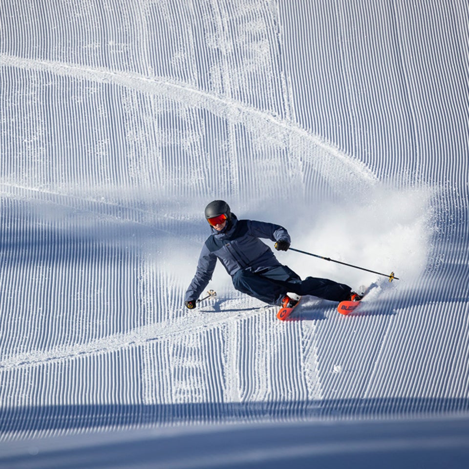Your Guide to the Top 11 Ski Resorts in the U.S. and Canada