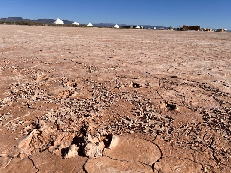 Star Wars-Themed OutpostX in Utah Desert, Reviewed