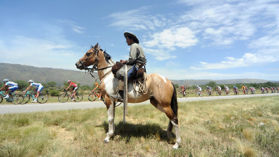 2014 Highlights from One of Pro Cycling's Best Photographers - Outside ...