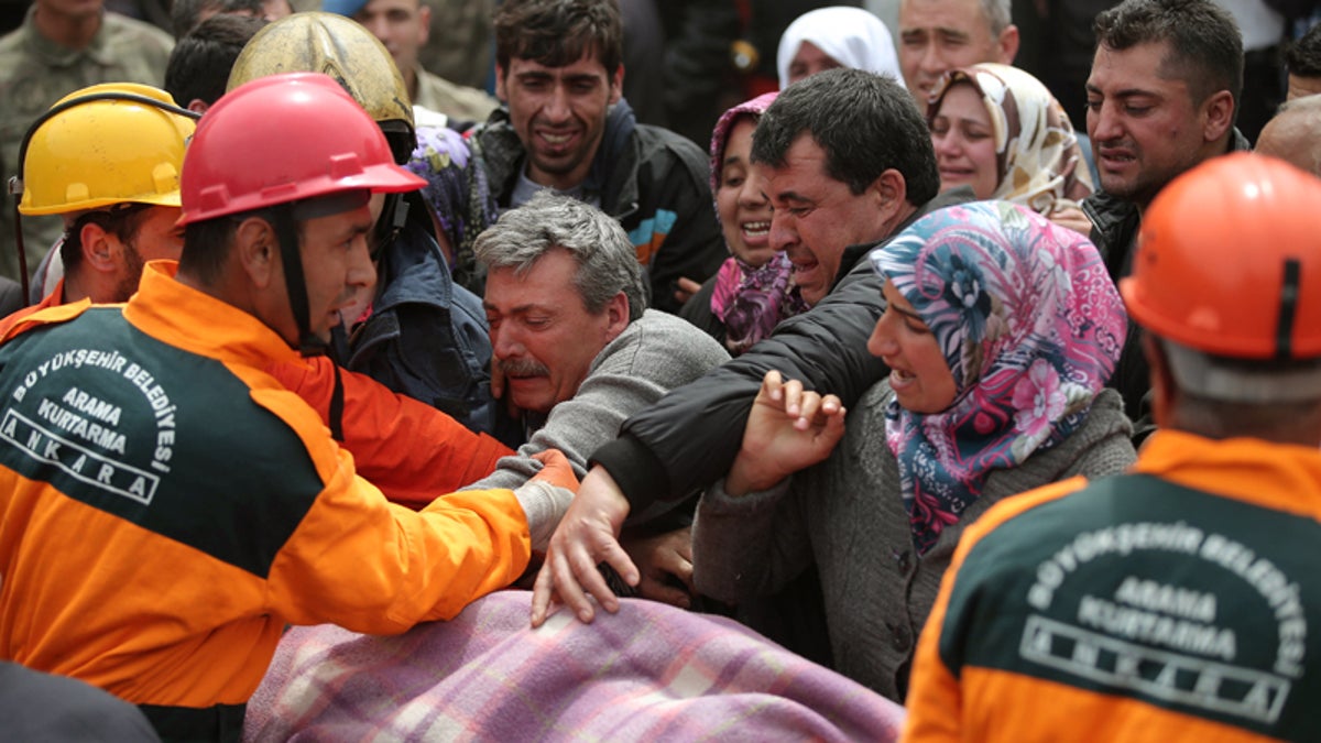 Turkish Mine Explosion Kills at Least 238