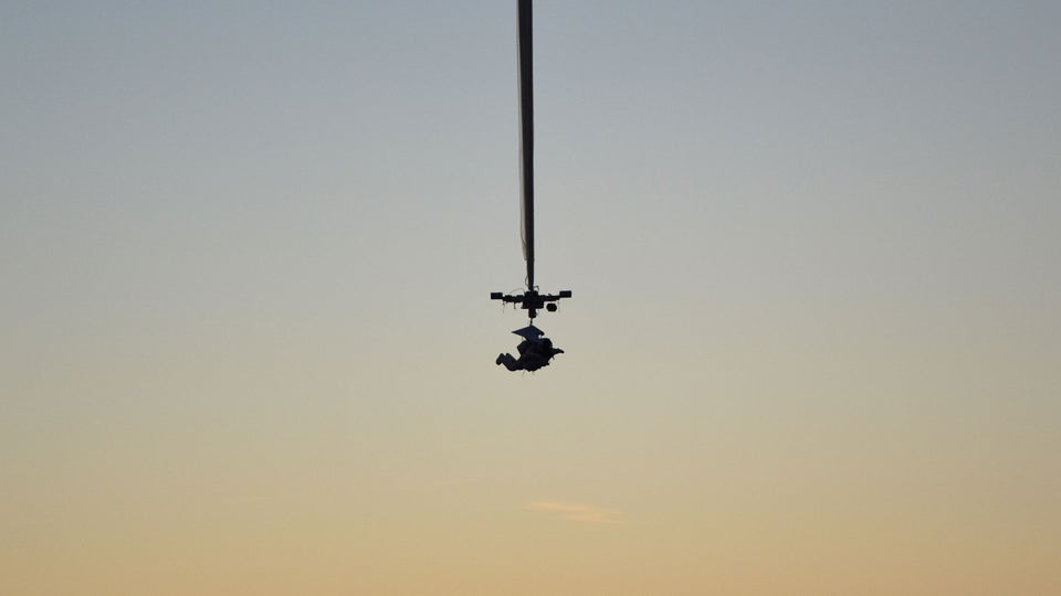 Google VP Breaks High-Altitude Skydiving Record